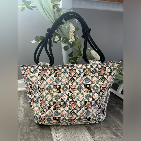 Farmhouse Is My Style | Bags | Farmhouse Is My Style Large Multi Floral ...